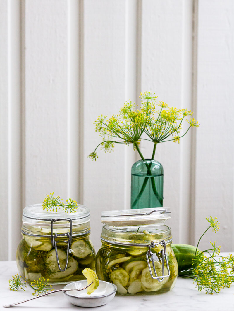 Inlagd gurka med ättika - Sara Bäckmo
